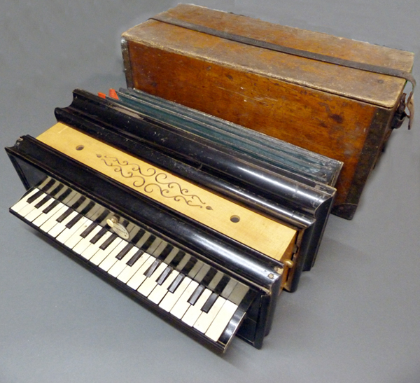 HARMONIFLUTE; HARMONIUM; ARMONIO - Soinuenea